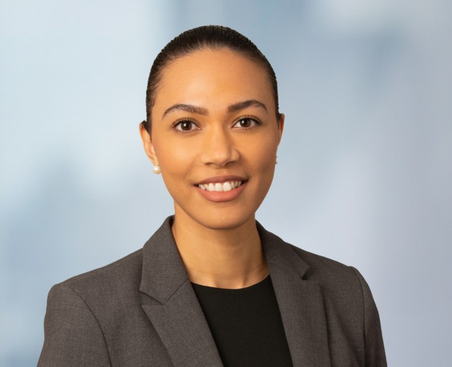 Serena M. Warner - Professionals - Proskauer Rose LLP