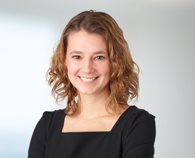 Julia N. Varoutsos - Professionals - Proskauer Rose LLP