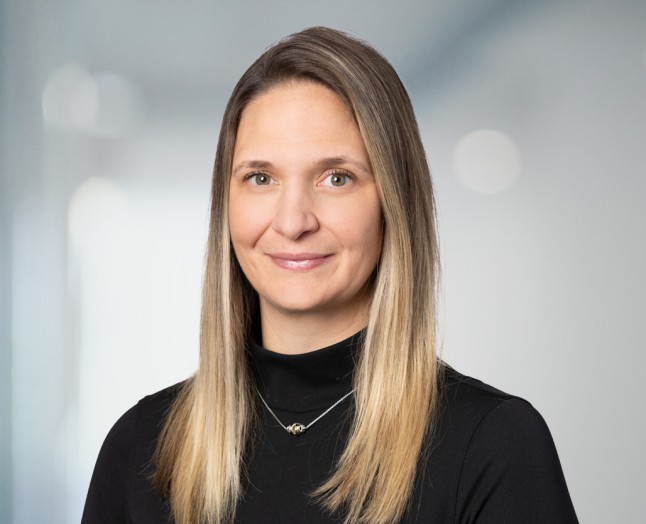 Ashley A. Kerr - Professionals - Proskauer Rose LLP