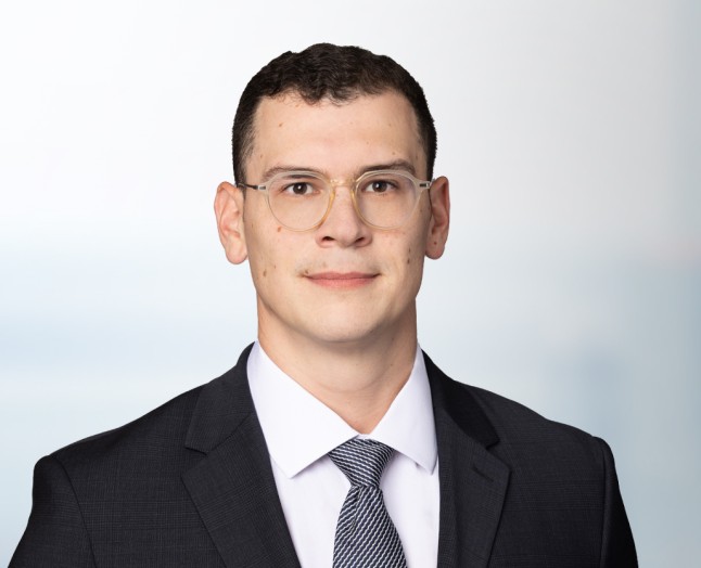 Alexander B. Starr | Associate | Proskauer Rose LLP