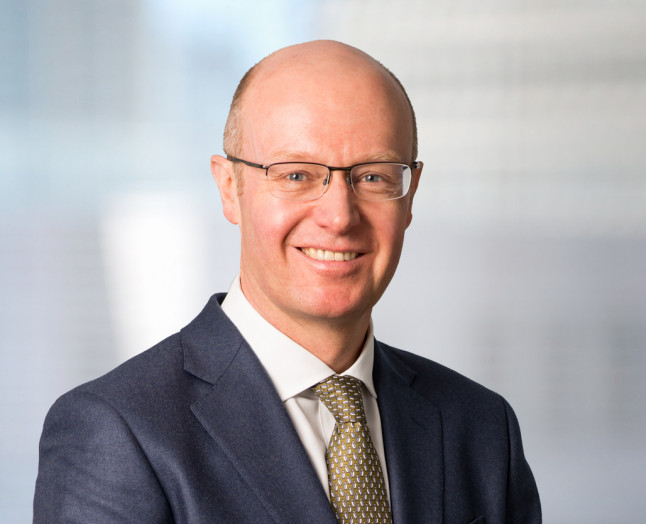 Robert Gaut - Professionals - Proskauer Rose LLP